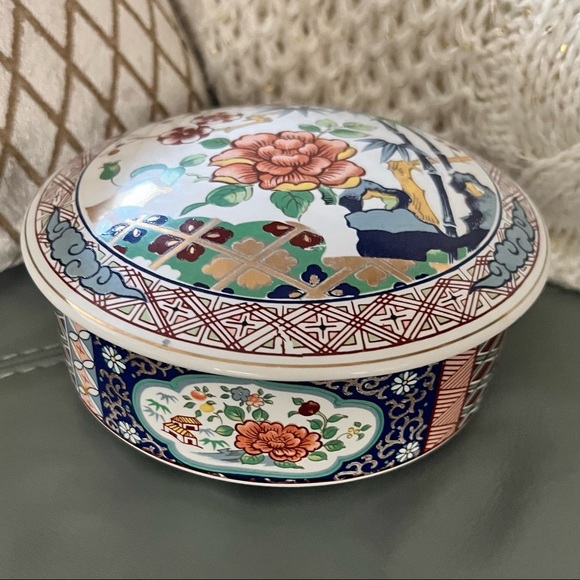 IMARI WARE JAPAN | Accents | Vintage Handcrafted Porcelain Imari Ware ...